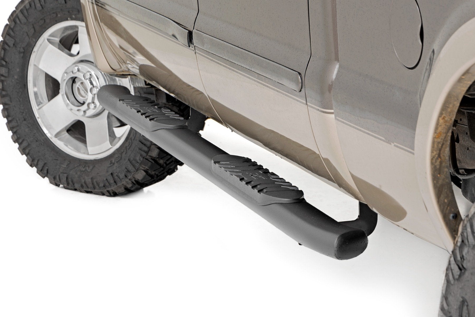 Rough Country 21013 | Oval Nerf Step | Crew Cab | Black | Ford F-250/F ...